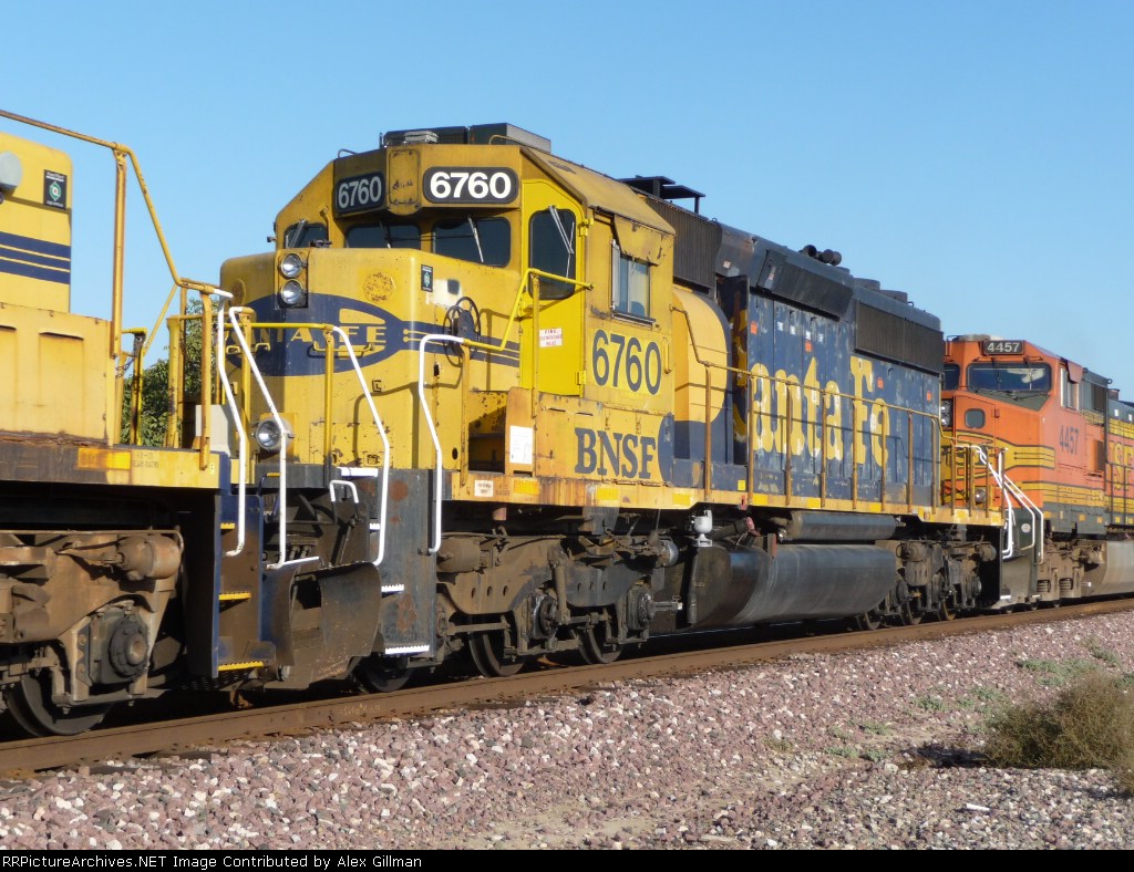 BNSF 6760 Westbound